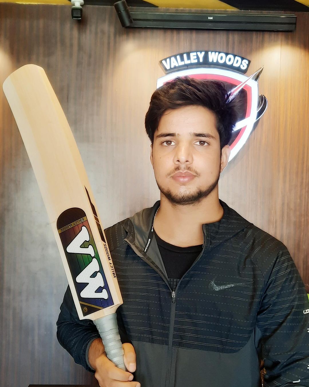 A+ Cricket Bat for Hard Tennis | SS- Kashmir Willow – Made in Kashmir
