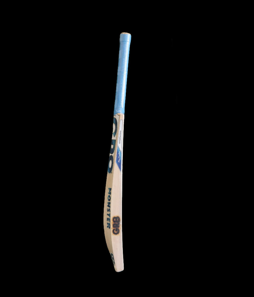 GR8 Cricket bat Kashmir Willow for professional | Monster 109m – Made ...